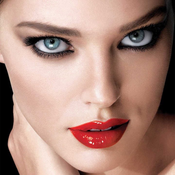Emily Didonato Sin Maquillaje Emily DiDonato, Una Diosa Salvaje Bajo